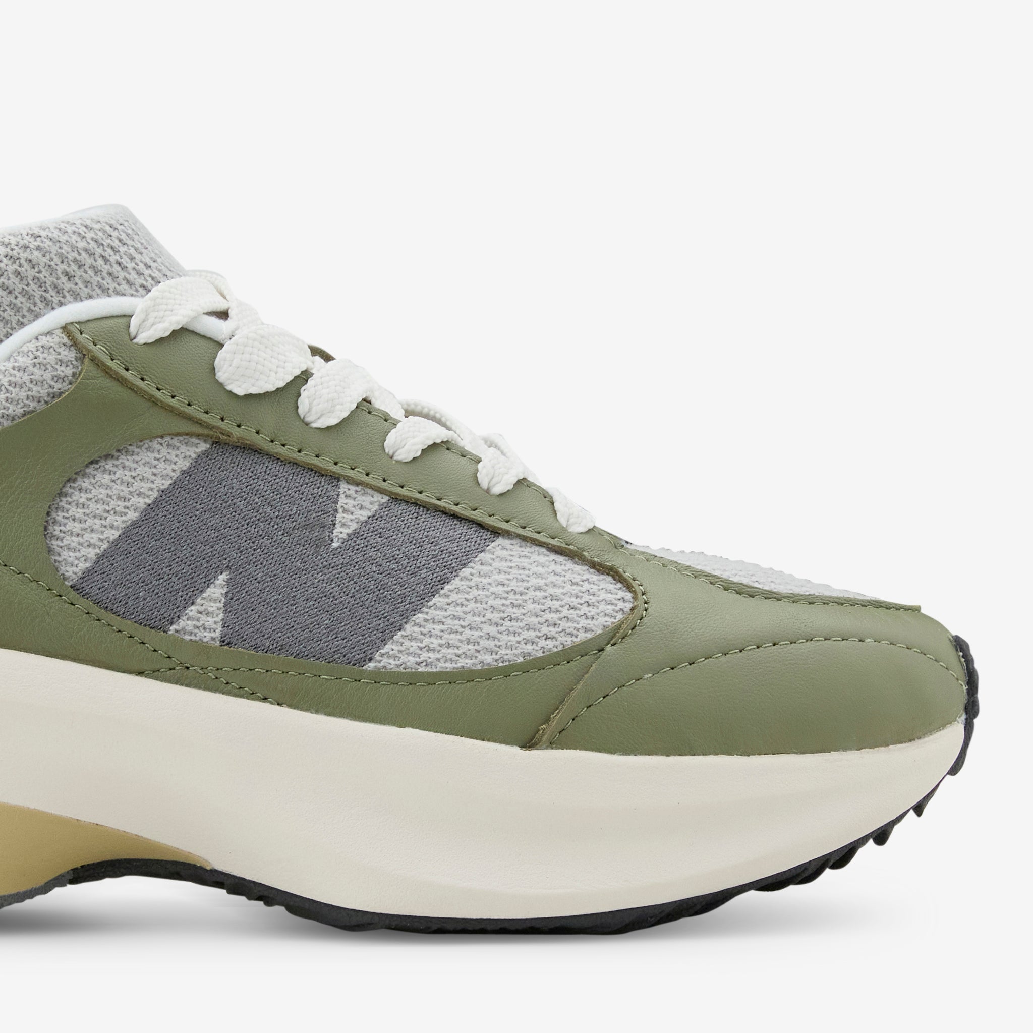 WRPD Runner Olive – Above The Clouds