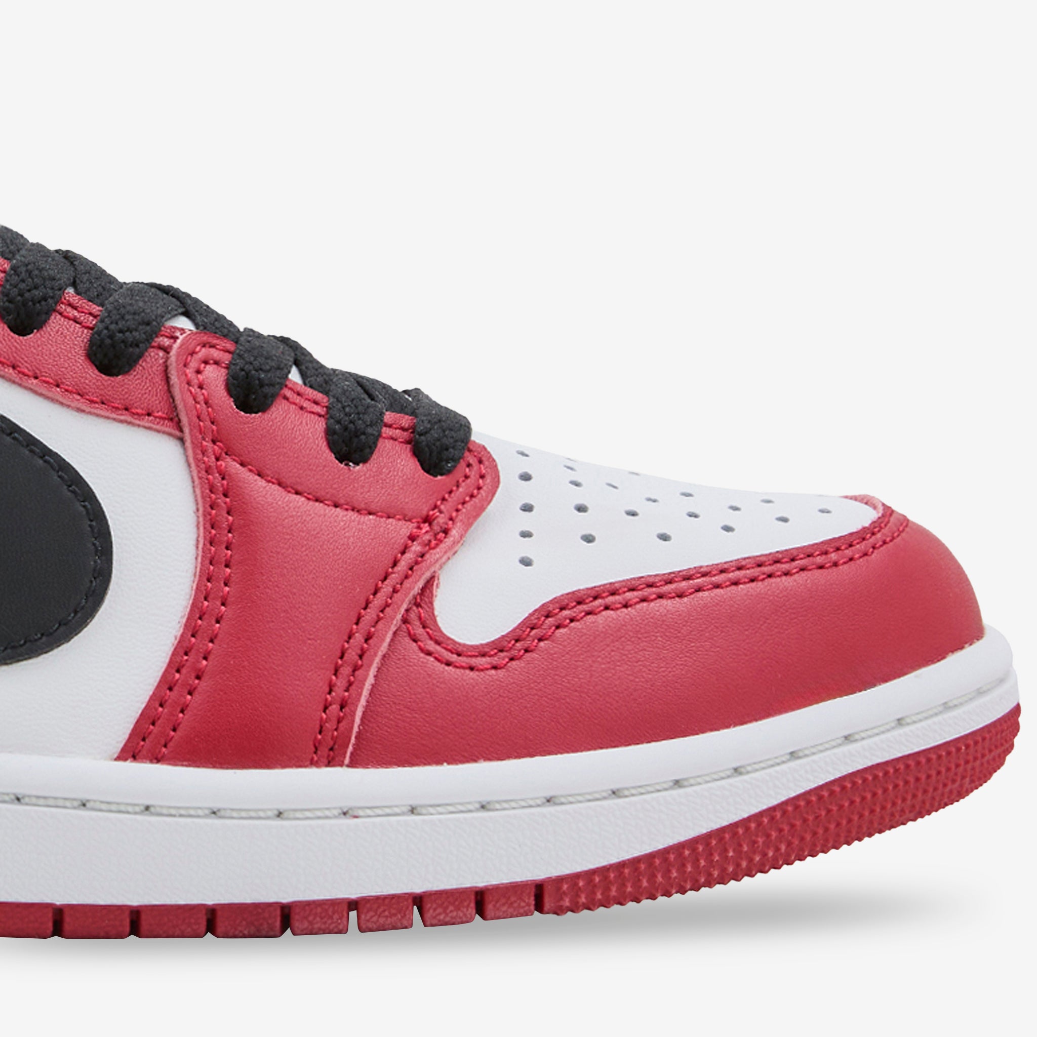 Air Jordan 1 Retro Low OG Varsity Red | Black | Summit White – Above ...