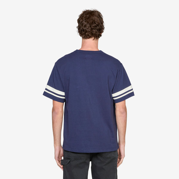 Larriet – Above The Clouds